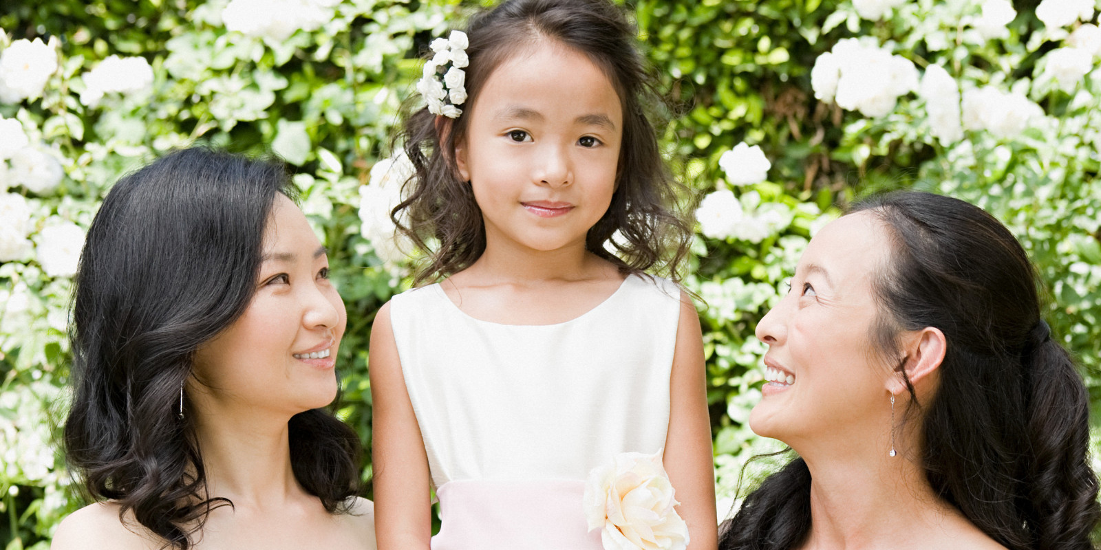 How to Manage Having Children at Your Wedding Celebration