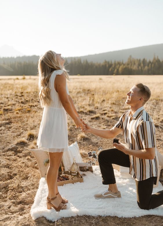 20 Creative Proposal Ideas That Will Definitely Get You a "Yes"!