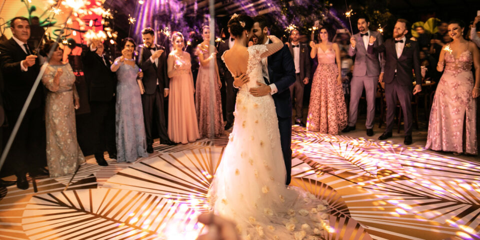 15 Fun Wedding Entertainment Ideas, Games and Activities