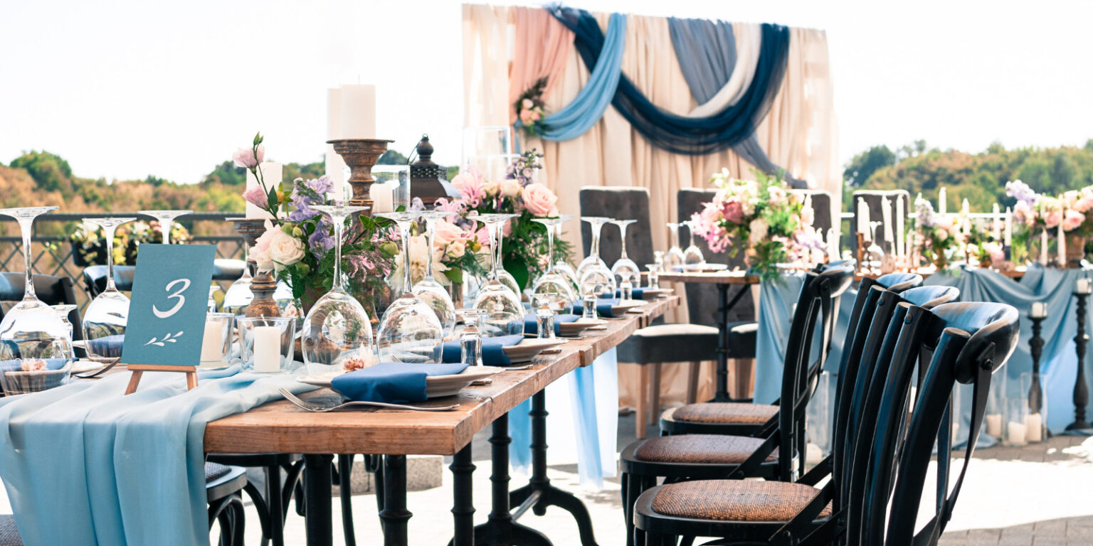 The Ultimate Guide to Wedding Reception Seating Charts - Who Sits Where?