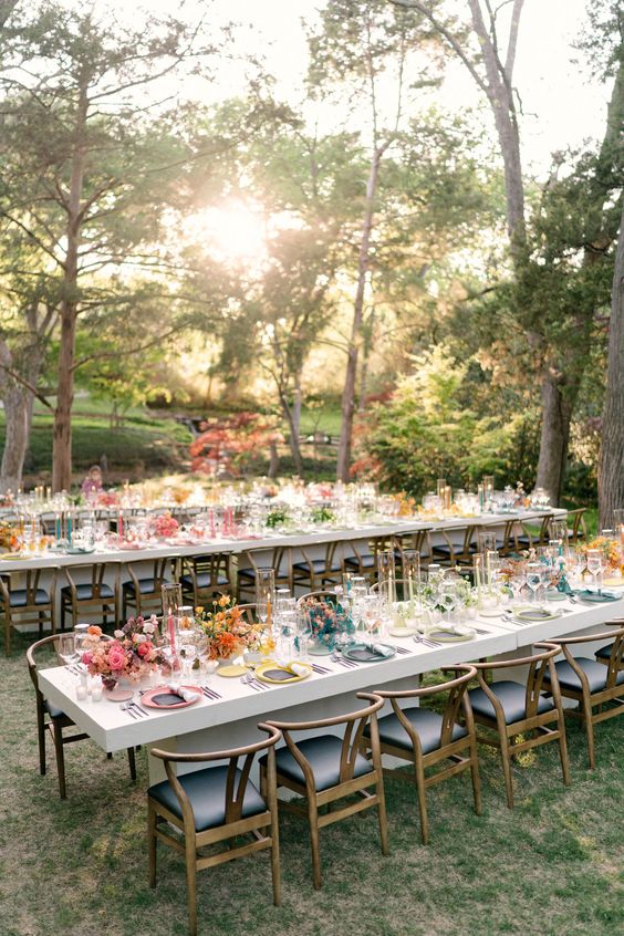 The Ultimate Guide to Wedding Reception Seating Charts - Who Sits Where?