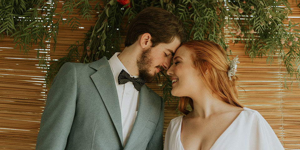 How to Write Your Wedding Party Bios: Wording Tips and Examples ♥ ...