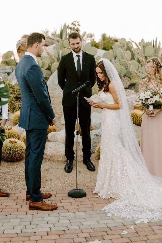 How to Write Your Wedding Vows with Examples to be Inspired by