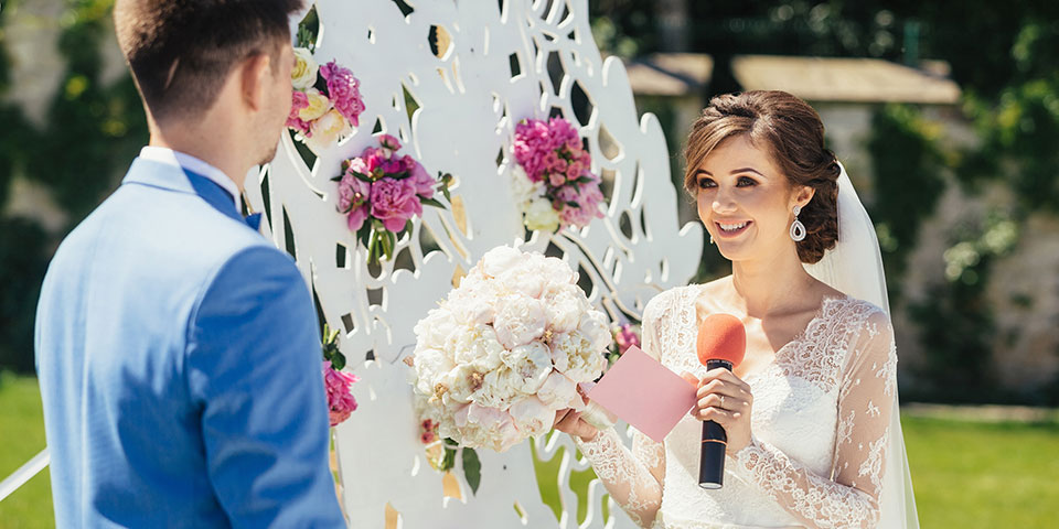 How to Write Your Wedding Vows with Examples to be Inspired by