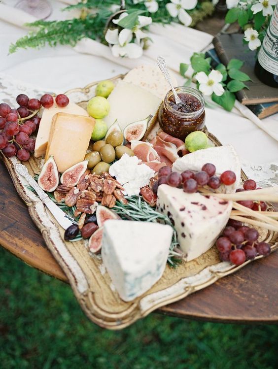 Wedding Food Serving Styles Explained: The Pros vs Cons + Budget